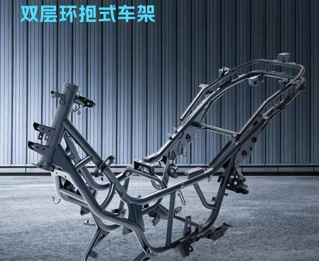 33980元光阳赛艇X350尊享版上市，城市通勤就选我