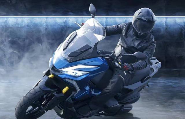 33980元光阳赛艇X350尊享版上市，城市通勤就选我