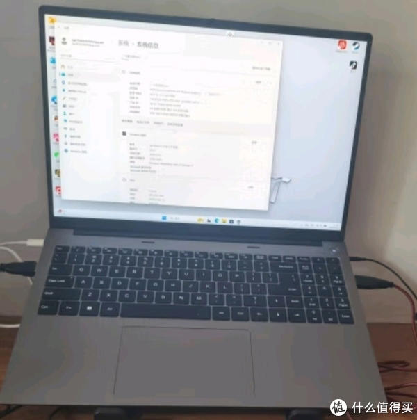 火影U6B 6900HXAI Deepseek（R9-6900HX 16G 1TB 2.5K屏 120Hz）