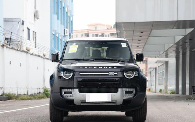 2025款路虎卫士！售价不足70万起，车长超5米3，搭载3.0T四驱+8AT