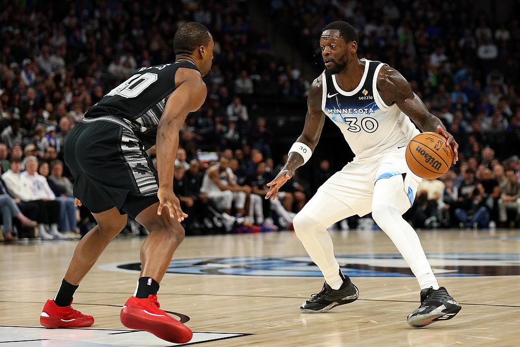 兰德尔谈自己的表现：我不在乎我的得分，我只想帮助球队