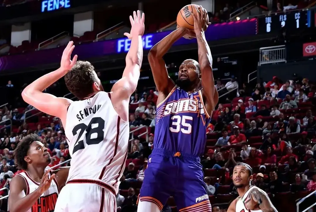 火箭与太阳更新明日伤病名单：阿门范弗里特伤停&莫里斯马丁缺阵