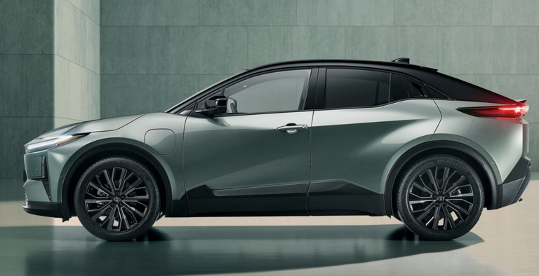 丰田CHR+发布，可视为CHR换代，国产或15万元起售