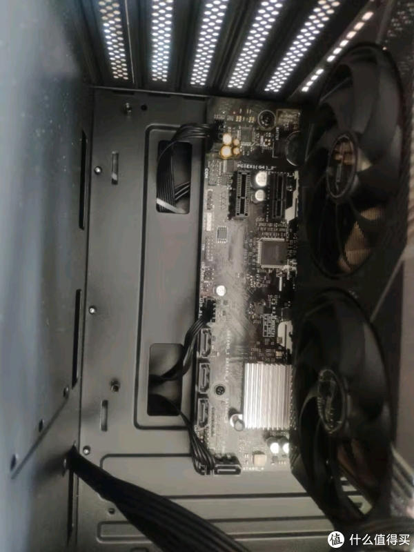 华硕（ASUS）Dual RX 6500XT O4G V2：电竞游戏与专业的完美融合