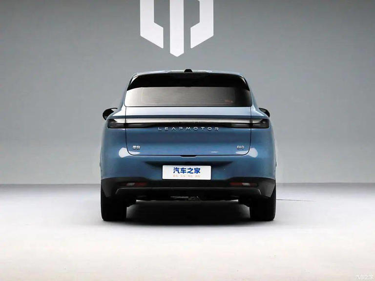 零跑B10预售开启，激光雷达智驾+8295芯片，能否成为紧凑SUV新爆款？