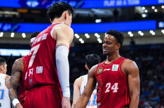 CBA常规赛：北京103-94战胜山东，曾凡博砍下生涯新高的33分