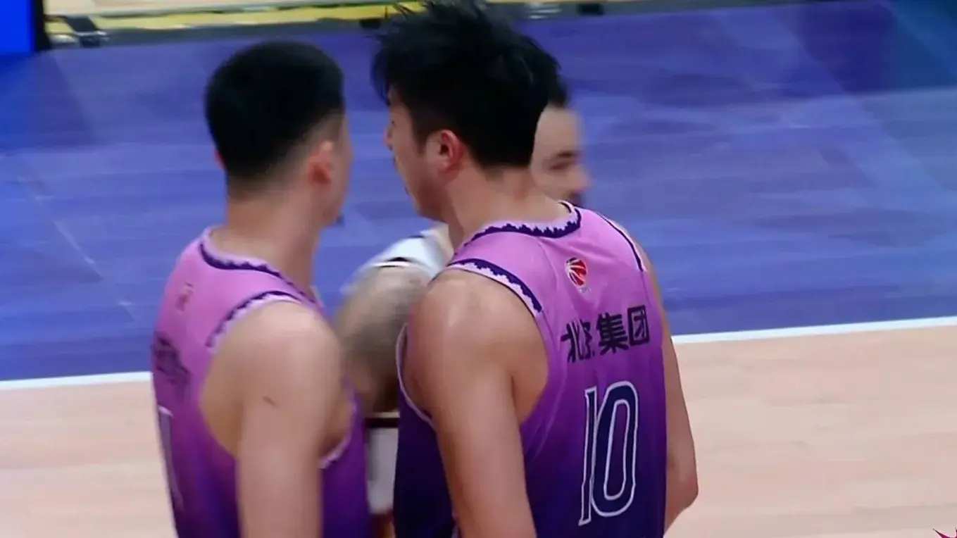 一场129-127，CBA神仙打架，超级外援46分PK48分，北控加时险胜！