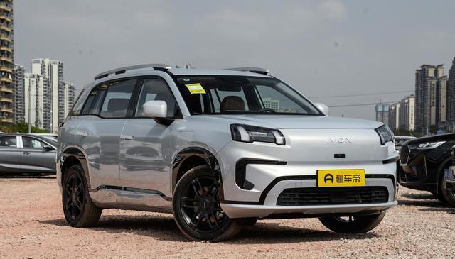 13万买650km大SUV！还配400V快充，埃安霸王龙650智享版家用挺香