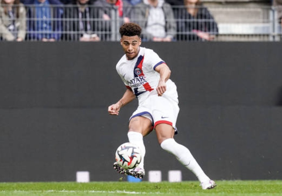 记者：图拉姆可能因伤无缘入选法国队，教练组正在关注杜埃