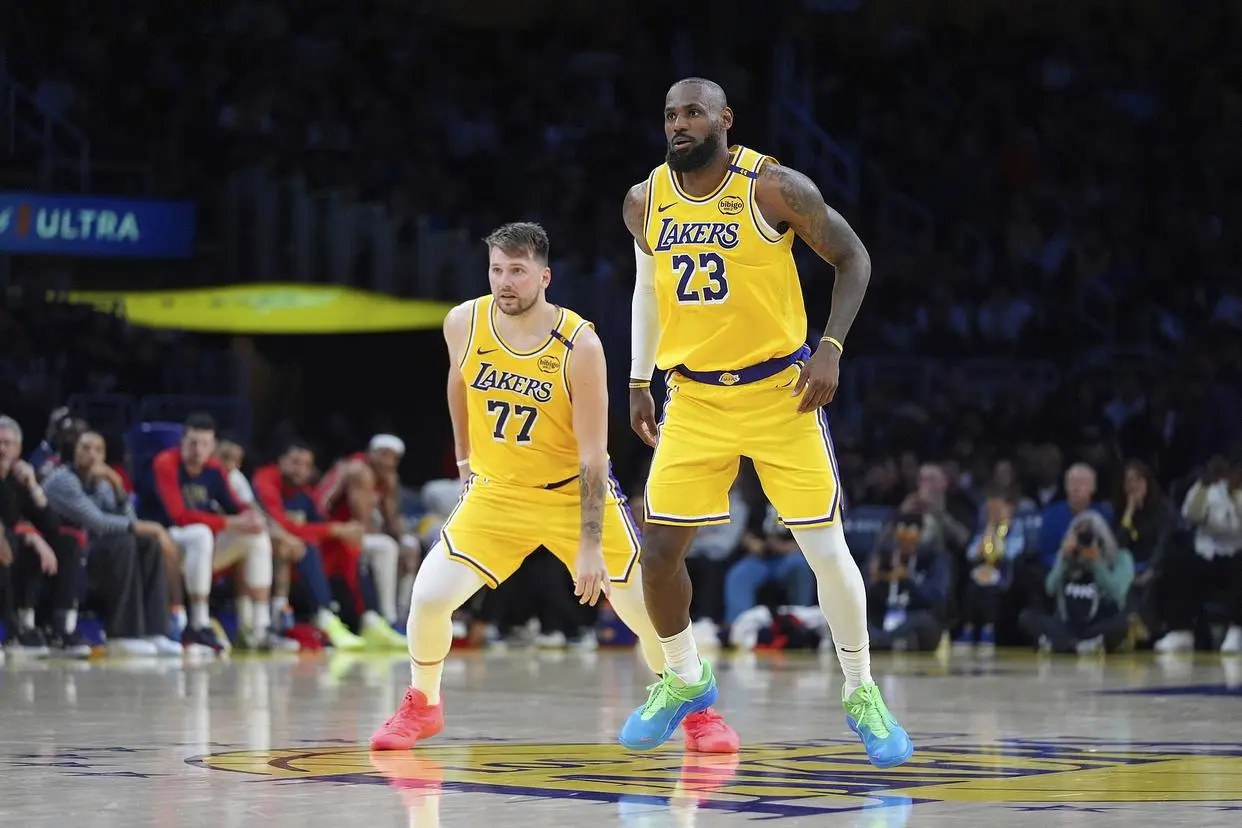 湖人获B评分！洛媒评3方7人交易方案：卖首轮加福德与东契奇重聚