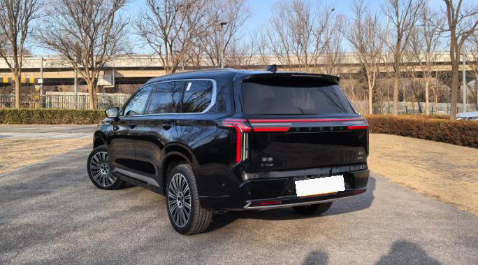 奇瑞新SUV：2+2+2六座，能跑1300km！