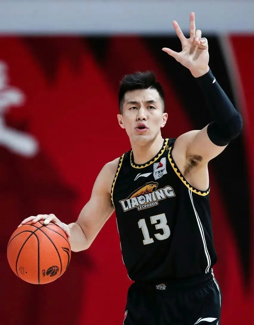 CBA巨星的MVP次数：郭艾伦0次，王治郅姚明1次，榜首5次太强了