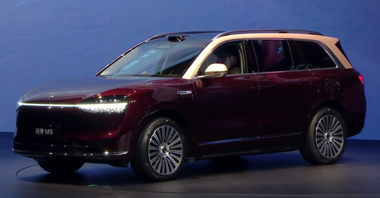2025款问界M9发布 搭载华为ADS3.3 售价46.98万元起