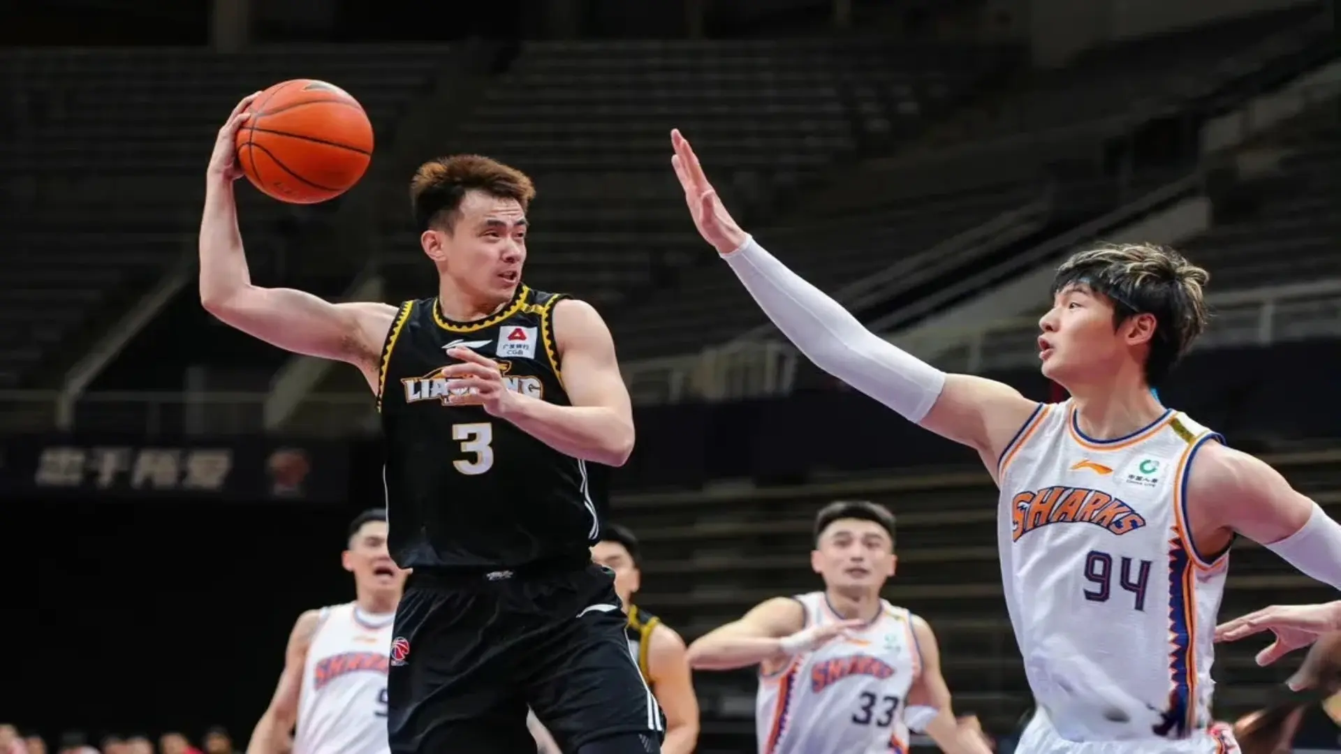 辽篮竞争对手补强！澳洲NBL两位夺冠成员驰援CBA，助力2队冲佳绩