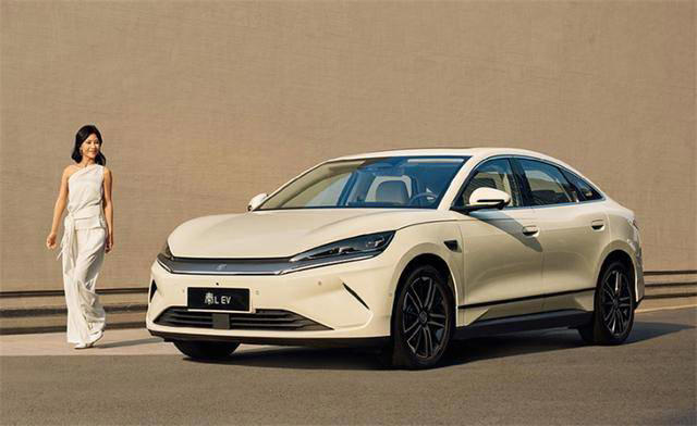 小鹏MONA M03迎来10万+，秦L EV更“高级”？