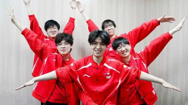 LPL“最伟大”俱乐部诞生！为6支战队输送人才，自己却跌入涅槃组