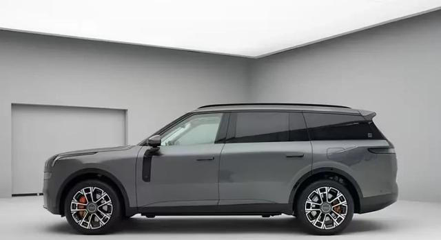 国产SUV王炸对决！腾势N9 vs 领克900，谁能碾压BBA？