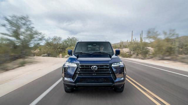 约合人民币63万元，雷克萨斯GX550 7座版曝光，搭载3.5T V6发动机