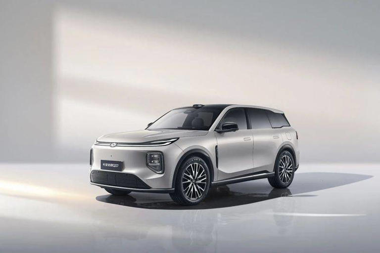 长安启源Q07激光雷达版SUV来袭！Q3上市，智驾新体验等你探索