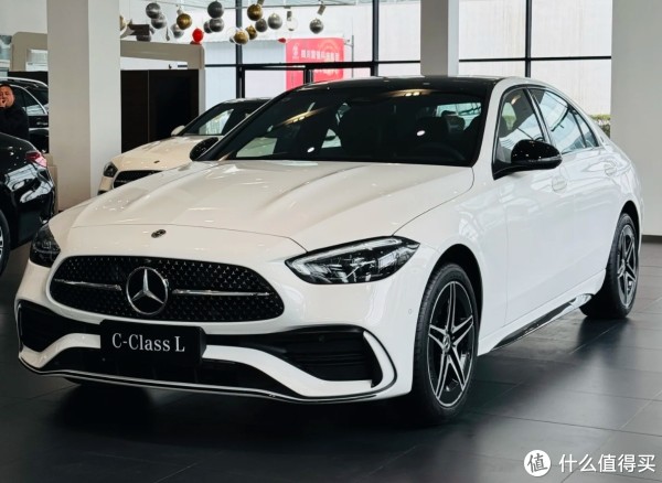 20万+买豪华轿车绕不开的选择：奔驰C260L