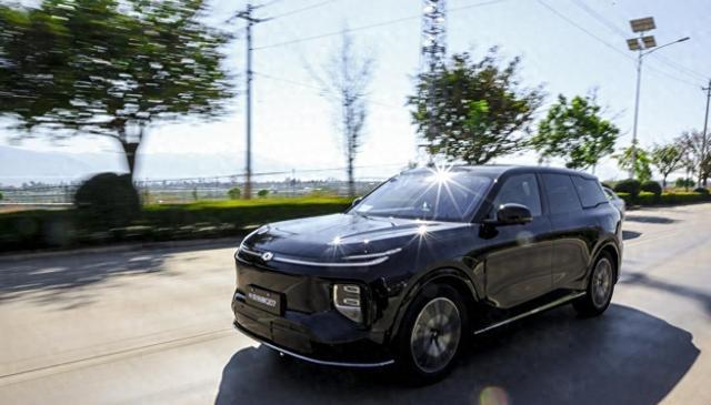 价格差不多，配置大不同！长安启源Q07 vs 宋PLUS全解析