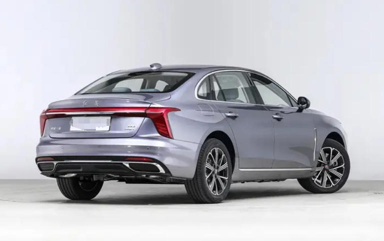 红旗H5 PHEV开启预售，综合续航1600km+