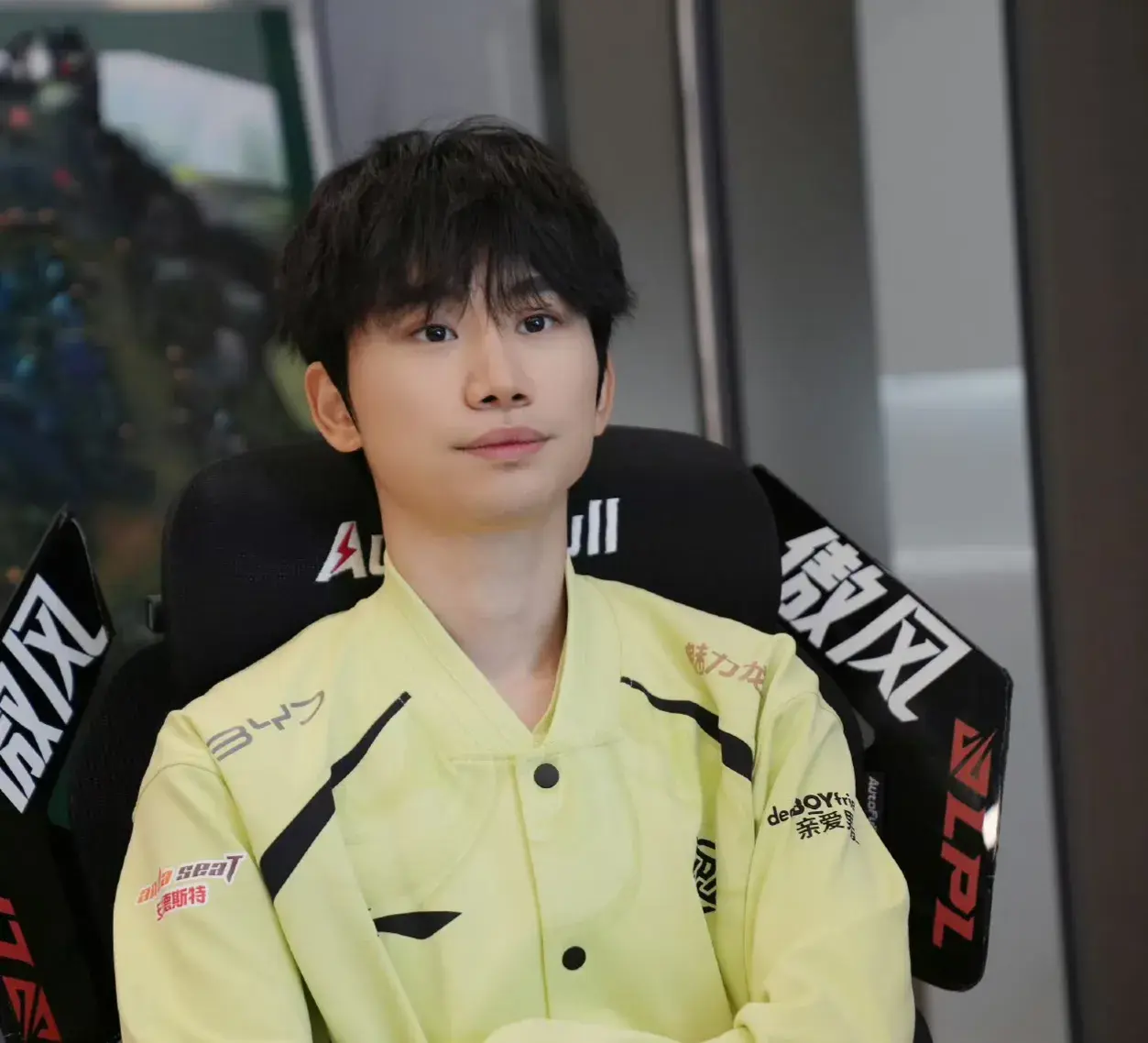 IG老板开撕朱开！Doinb和IG老板和解达成！朱开绿茶式回应引争议