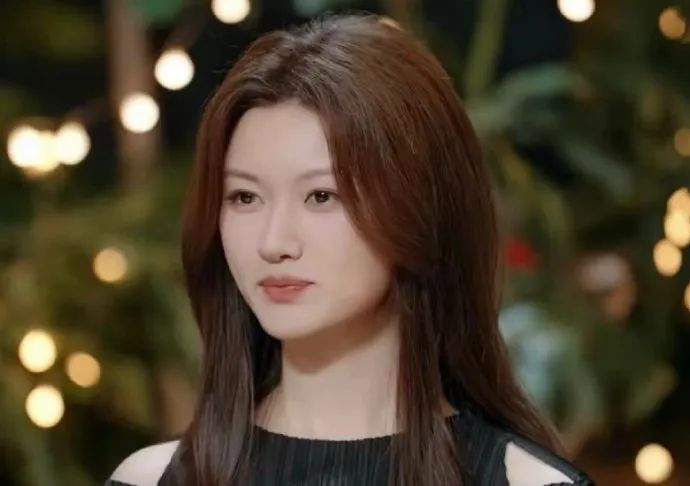 《半熟恋人4》情任杰CP：男人的偏爱，藏在三个细节里，骗不了人