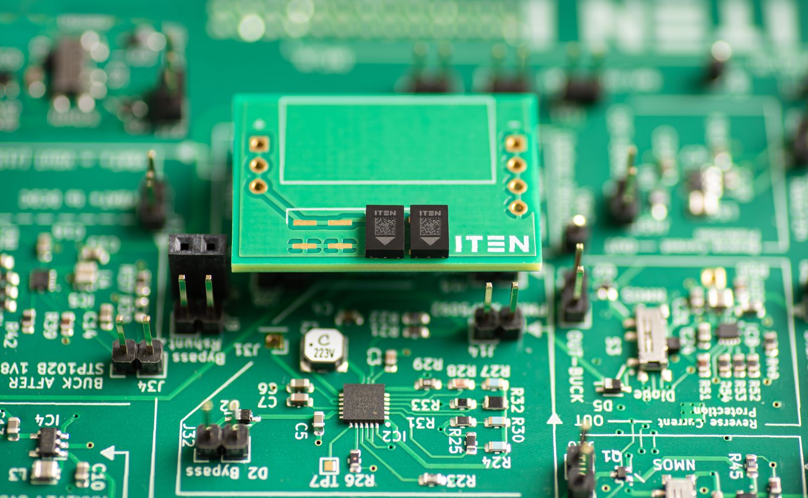 ITEN固态电池技术放电率达200C 树立新的行业标准
