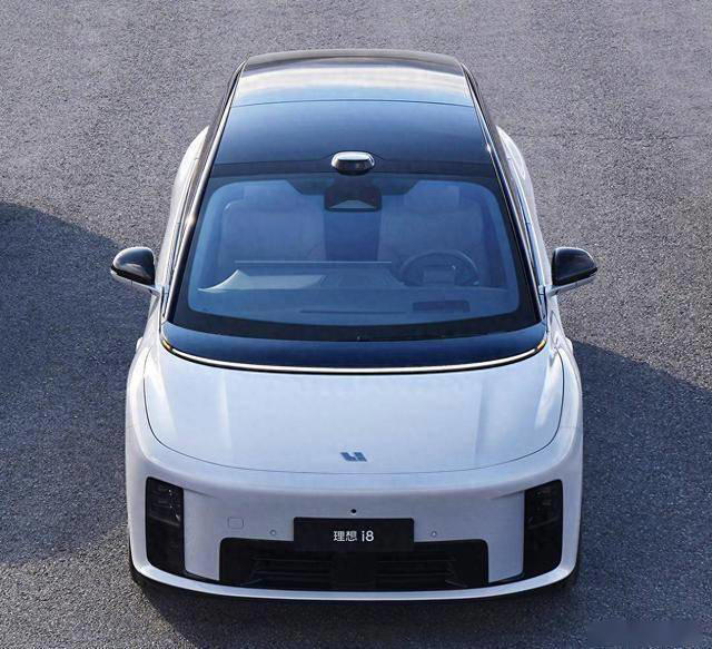 理想i8纯电SUV来袭，5C快充+电动四驱，新能源领域新标杆？