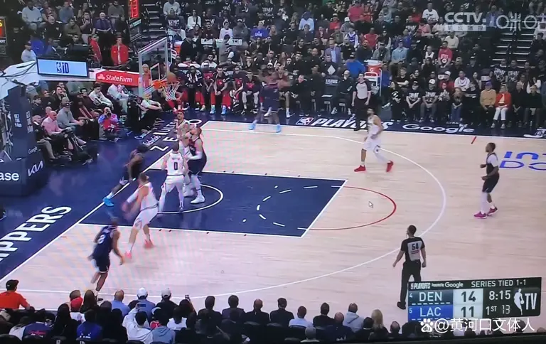 NBA季后赛首轮G3快船主场117：83大胜掘金大比分改写为2：1！