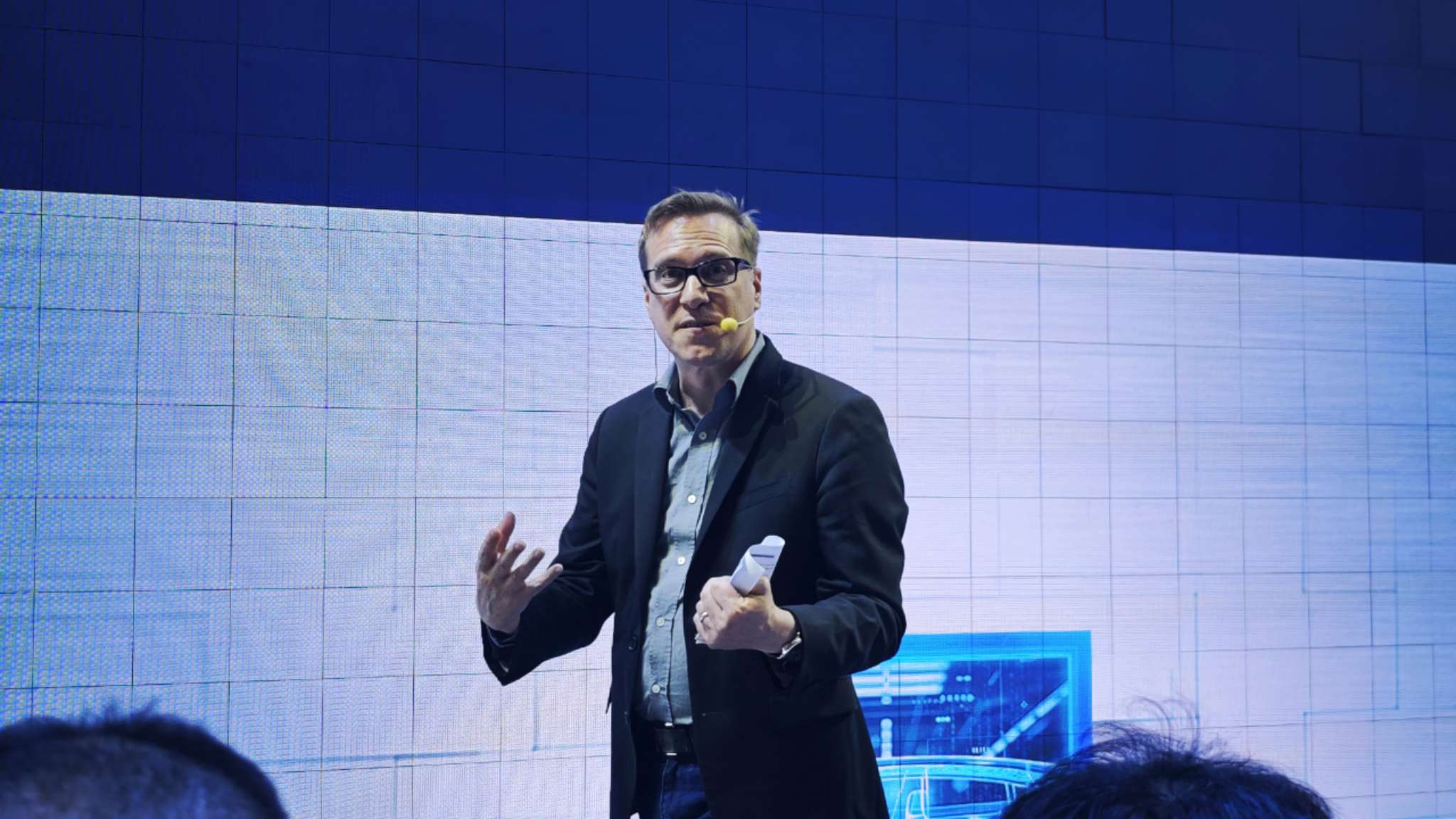 英特尔Jack Weast：用“芯”驱动，为汽车行业探索智能化升级新路径