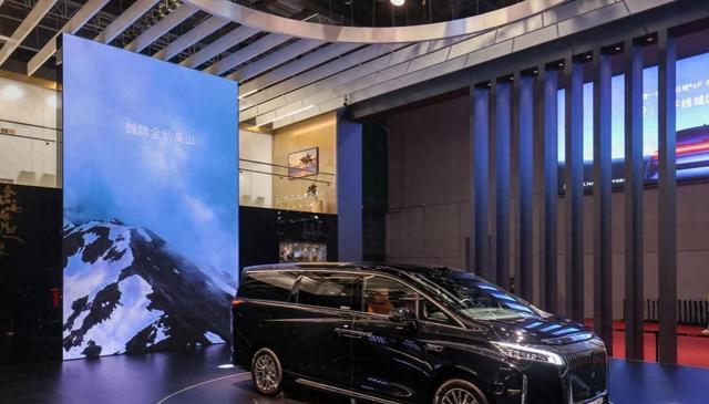 超8000订单！魏牌全新高山预售火热，再定义豪华MPV