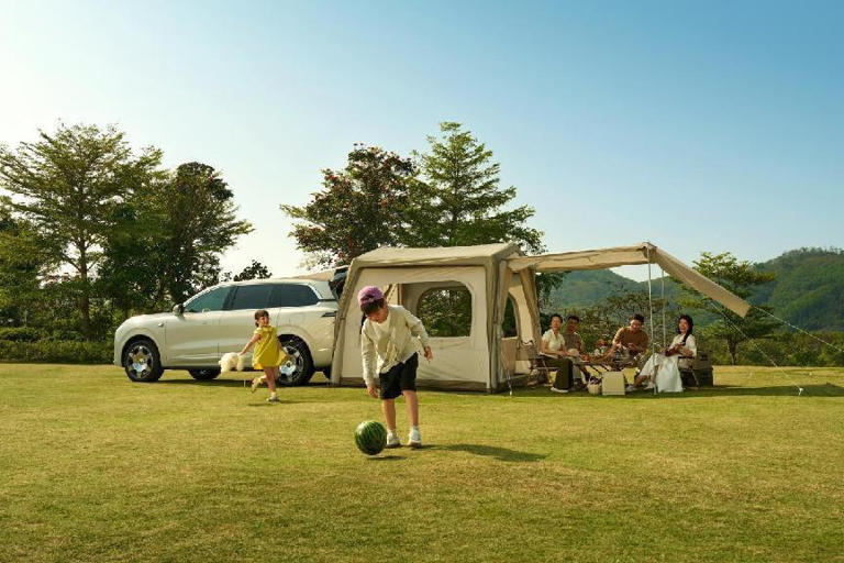 深蓝S09上海车展发布价格权益，搭载华为乾崑，23.99万元起叫板理想L9