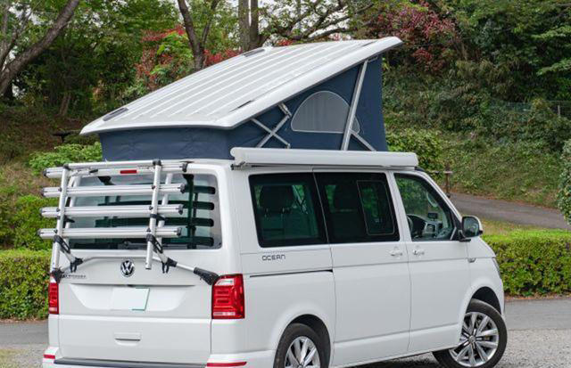 大众T6升顶房车，底盘来自迈特威MPV，2.0T动力，两张床位睡4人