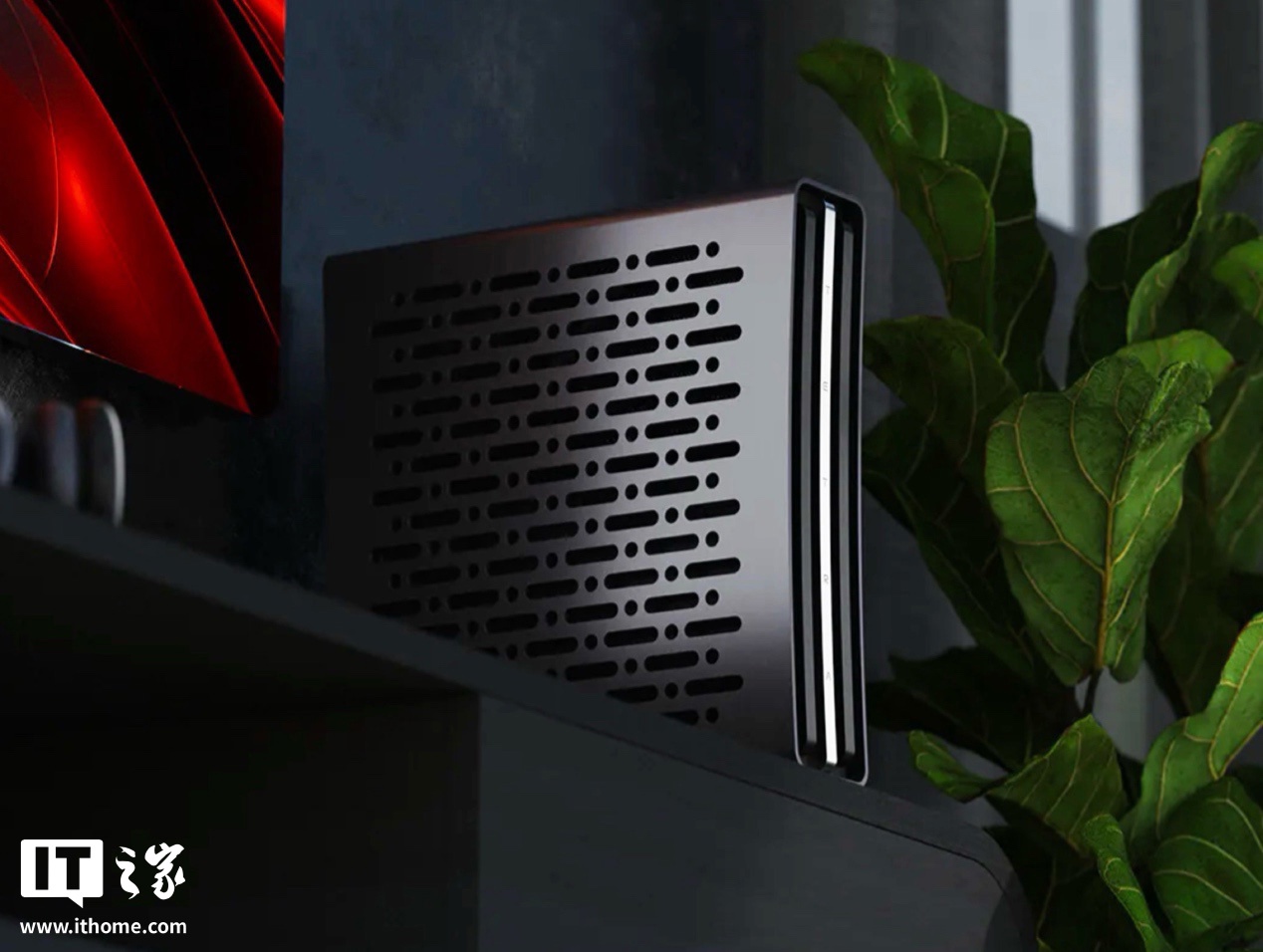 Thor Zone 推 Tetra ITX 机箱：体积小过 PS5 ，可装 RTX 5090