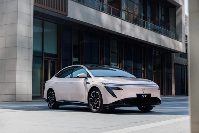 11.99 万起！东风日产 N7，性价比 “卷疯” 的纯电宝藏车