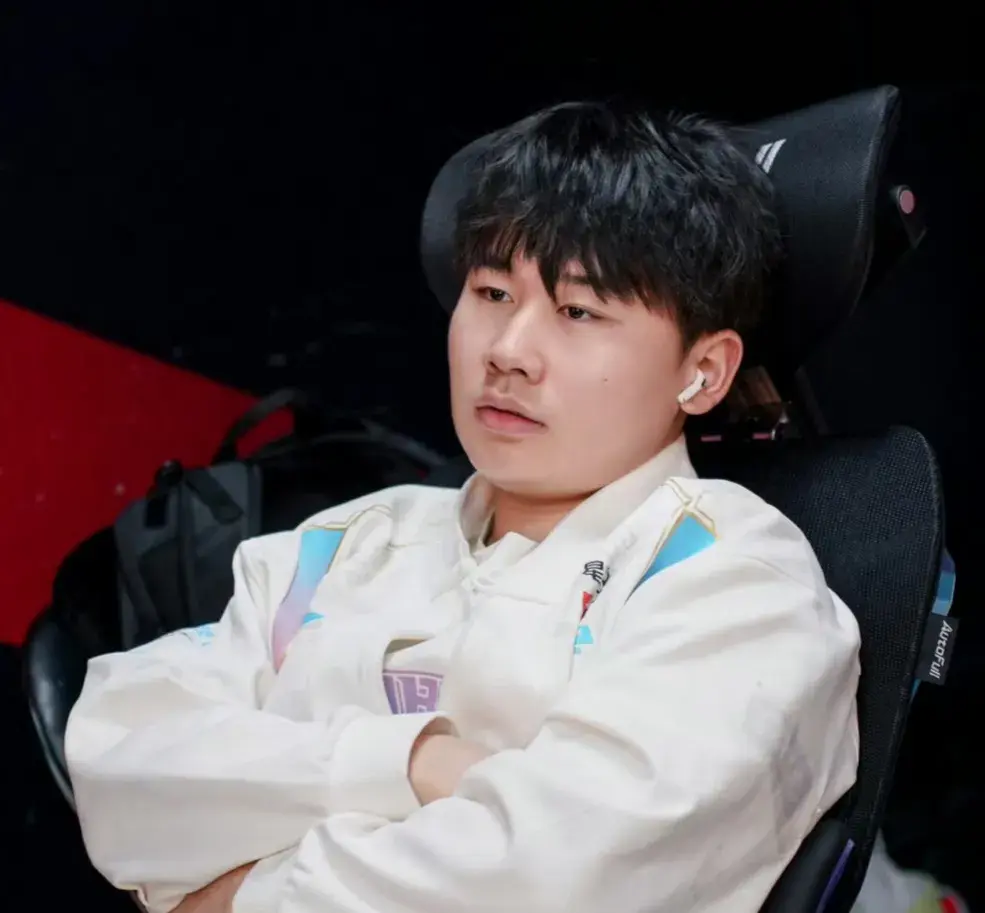 LPL迎来短暂转会期！BLG和NIP同时发生人员变动！调整决策引争议