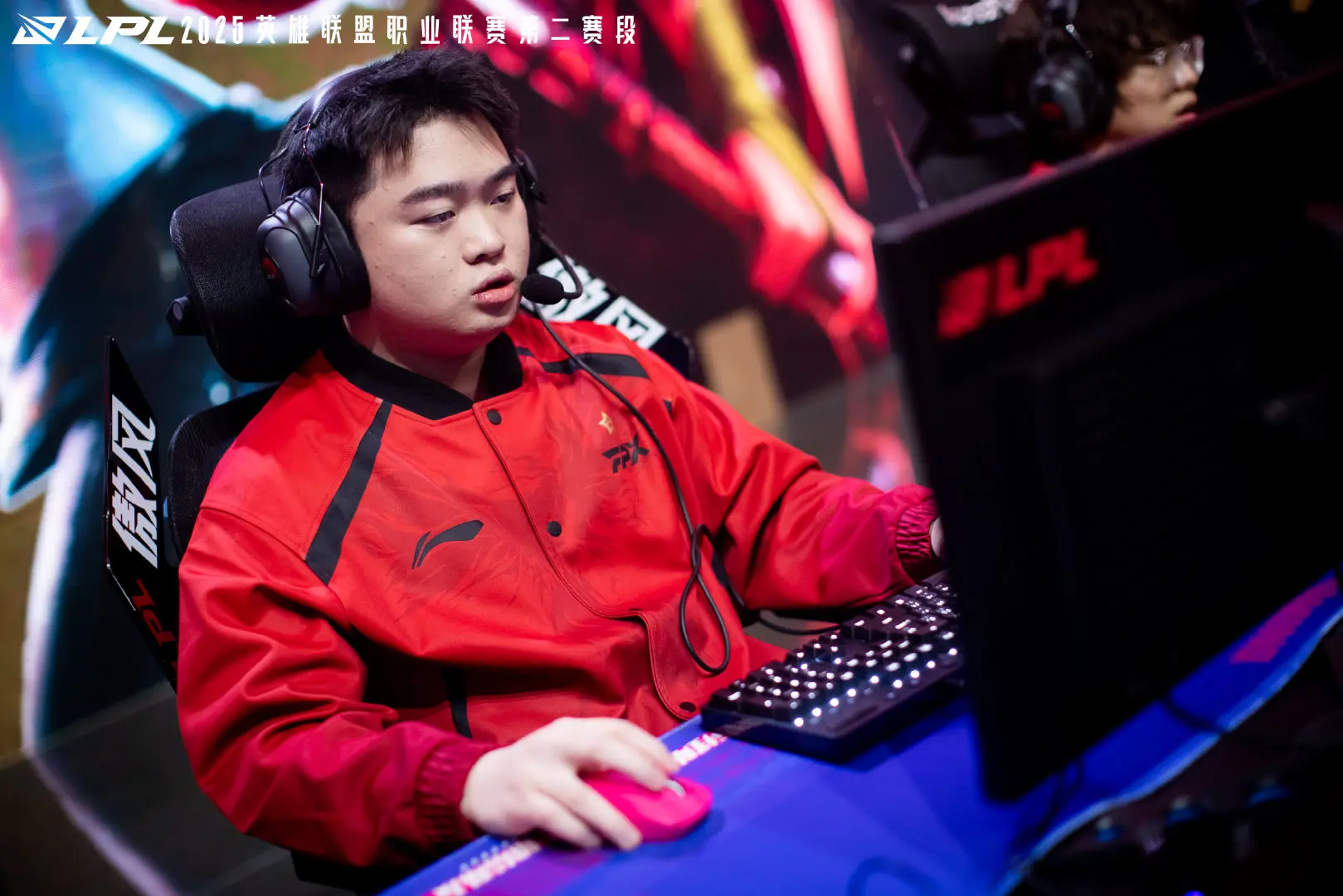 真涅槃了？FPX横扫NIP斩获三连胜，Doinb体验卡到期了！