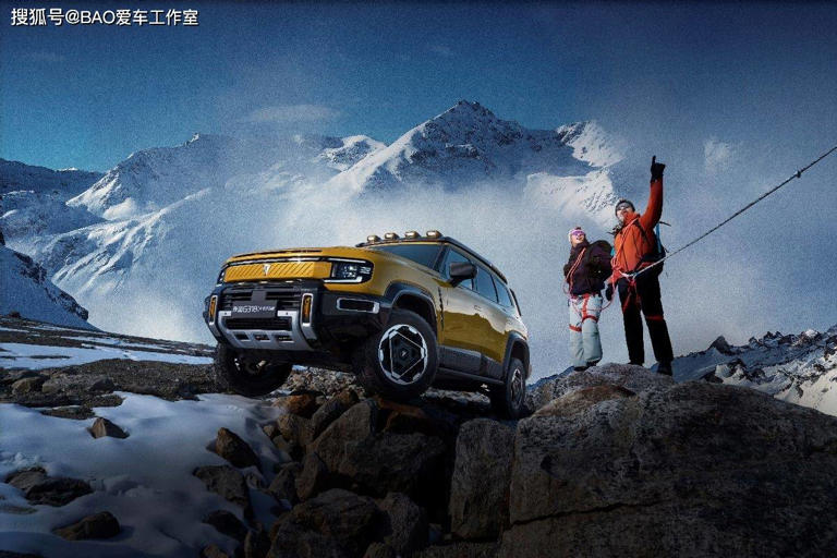 长安深蓝G318无忧穿越版上市，硬派SUV新标杆，15.29万起售！