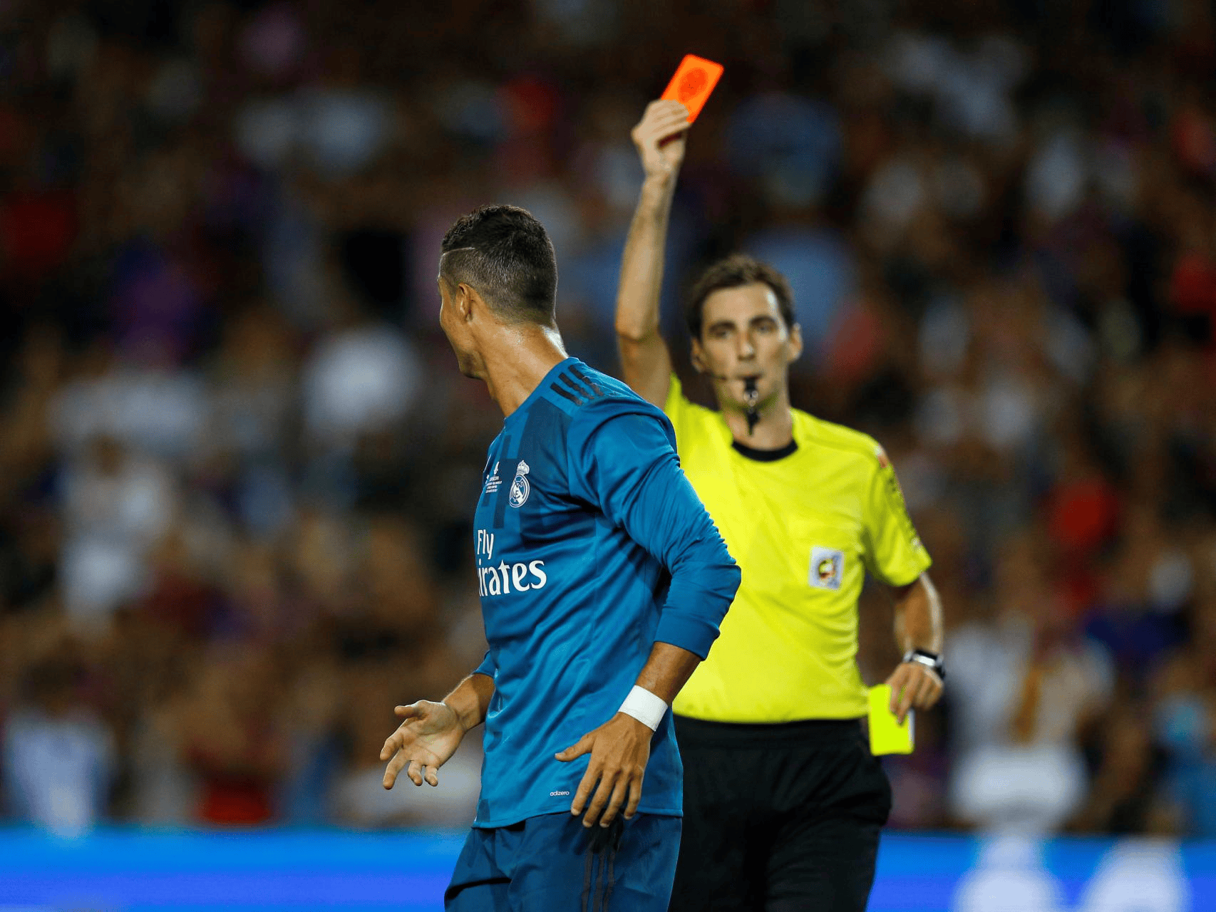 官方：国王杯决赛主裁判确定，17年西超杯国家德比曾罚下C罗