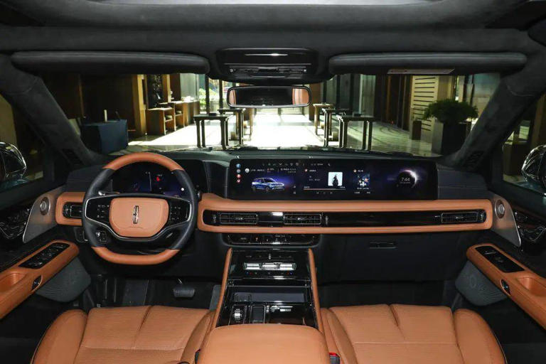 奥迪Q7的对手来了，配3.0T+10AT，降价9.5万，提供6/7座布局可选