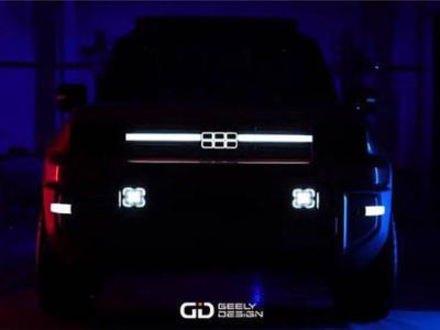 吉利银河战舰SUV亮相上海车展，应急浮水原地掉头，能否超越仰望U8？