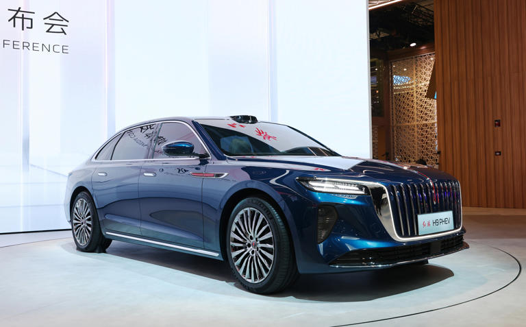 红旗 H9 PHEV 和红旗 HS9 PHEV 亮相，搭载 2.0T 混动