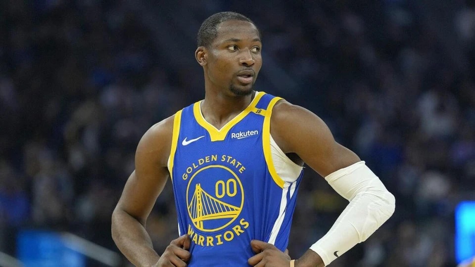 吉米·巴特勒的受伤可能会改写乔纳森·库明加在勇士队生涯的最终篇章