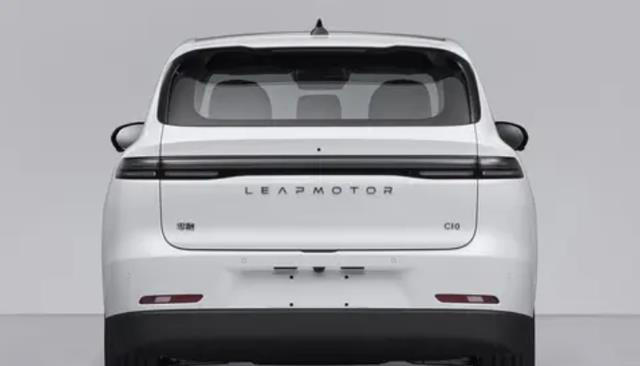 12.98万元起，2026款零跑C10开启预售，续航里程提升