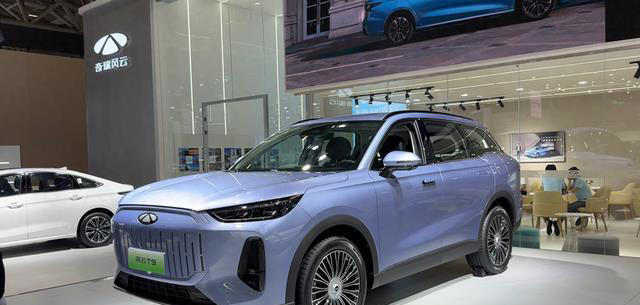 15万混动SUV，银河L7、风神L7、风云T9怎么选？内饰豪华配置高