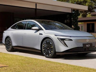 东风日产N7力压小鹏MONA M03，15万级纯电轿车新王者诞生？