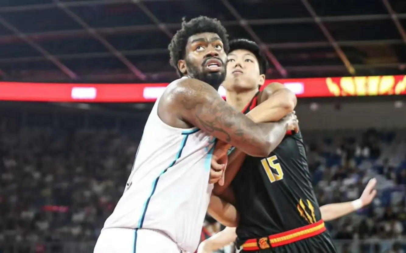 昔日全能大外NBL联手琼斯！他仍有顶尖统治力，下季重返CBA？