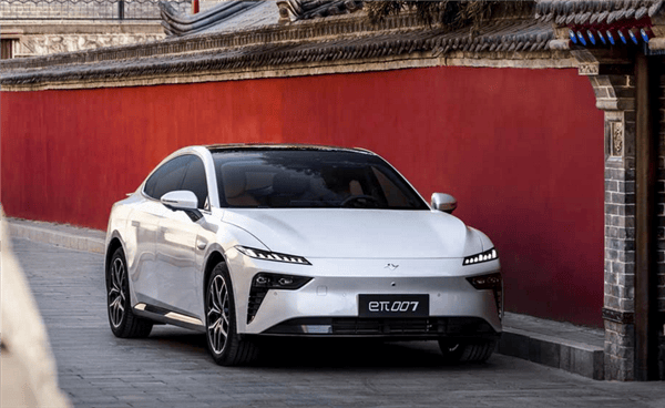 2025款东风奕派e007来袭！增程版起售价亲民，纯电版续航突破600km